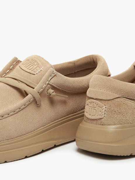 Mocassins Hey Dude Wally COMF Suede tan en vente au meilleur prix